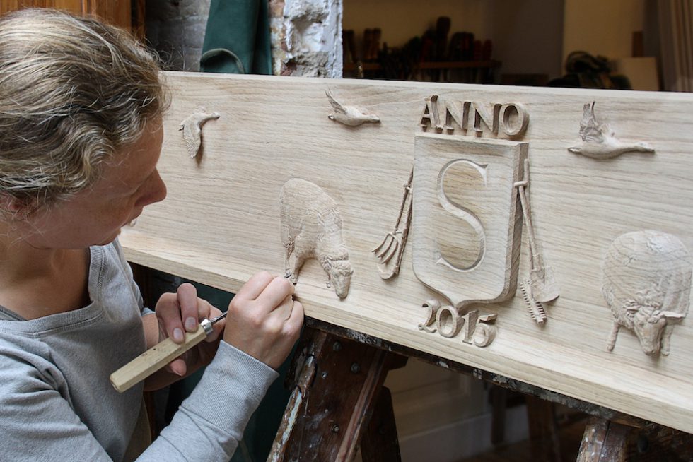 Haardbalk - Anna Stringer